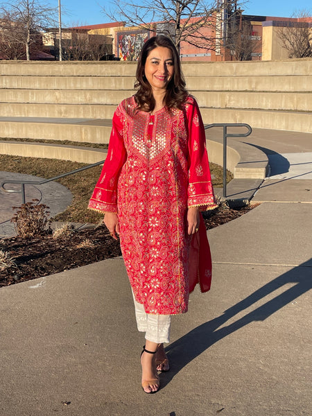LAWN CHIKANKARI KURTAS – Sophia Pakistan