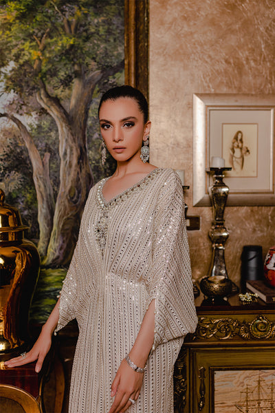 The Chamak Kaftan – Sophia Pakistan